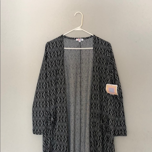 LuLaRoe | Sweaters | Lularore Sarah | Poshmark